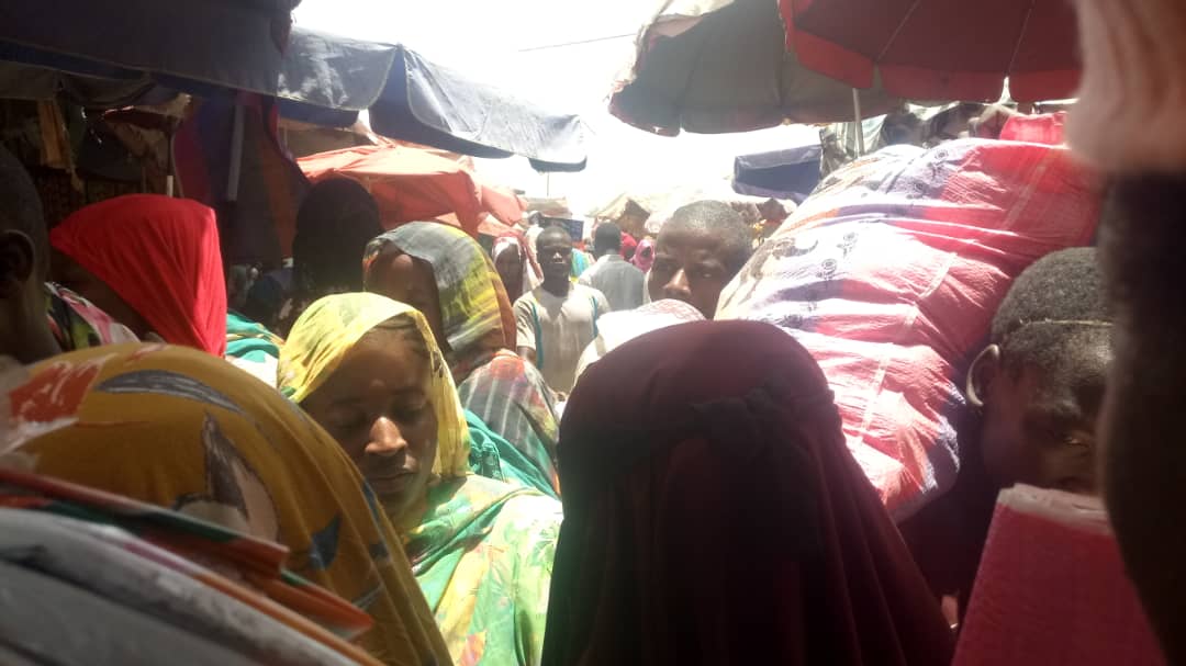 Les marchés ont rouvert timidement - Journal Le Pays | Tchad