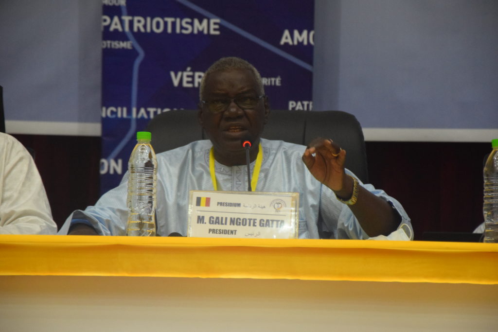 Gali Ngoté Gatta présente ses excuses aux journalistes - Journal Le ...