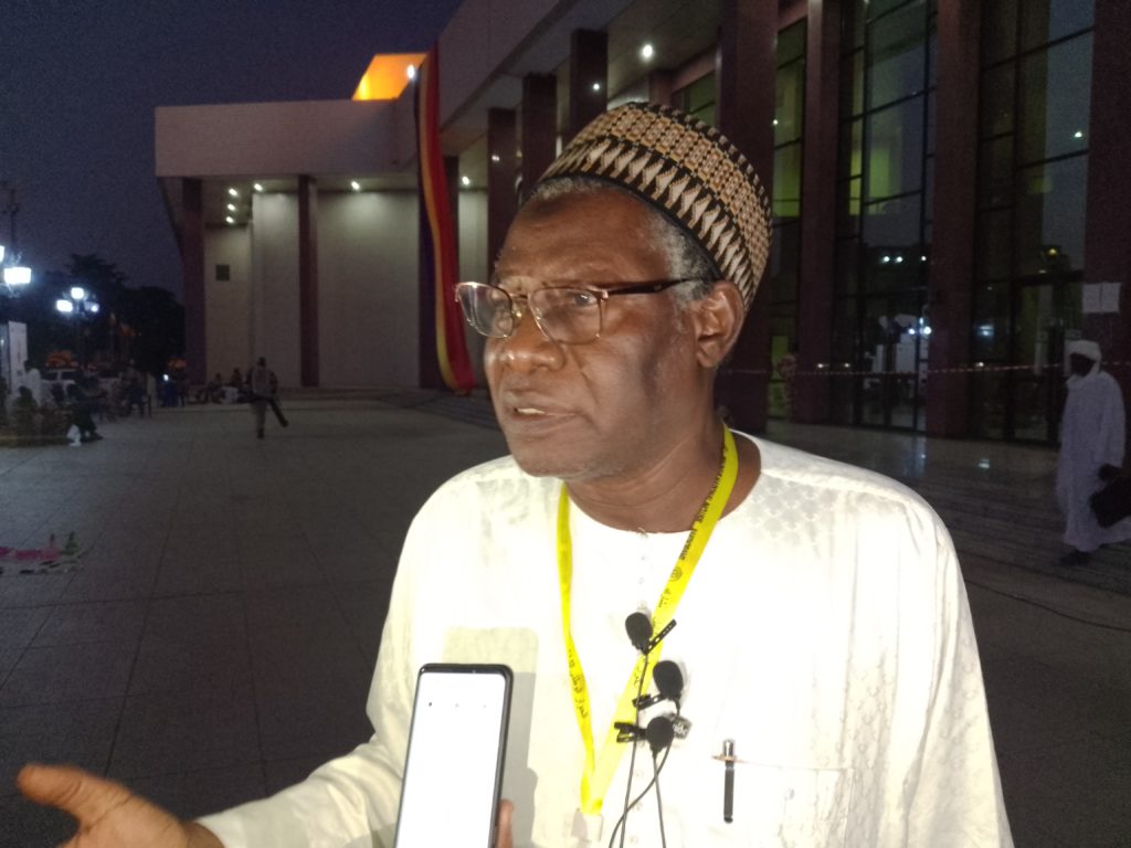 Mécontent, Mahamat Nour Ibedou quitte la salle du Dnis - Journal Le ...